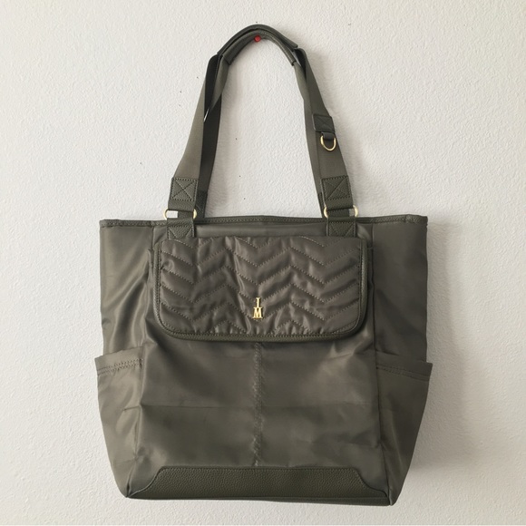 Isaac Mizrahi | Bags | Isaac Mizrahi Carry All Nylon Tote Travel Tote | Poshmark
